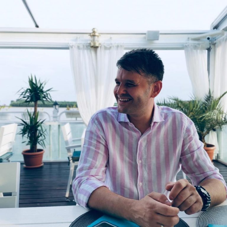 Laura Toc - O scrisoare alba single nou + videoclip